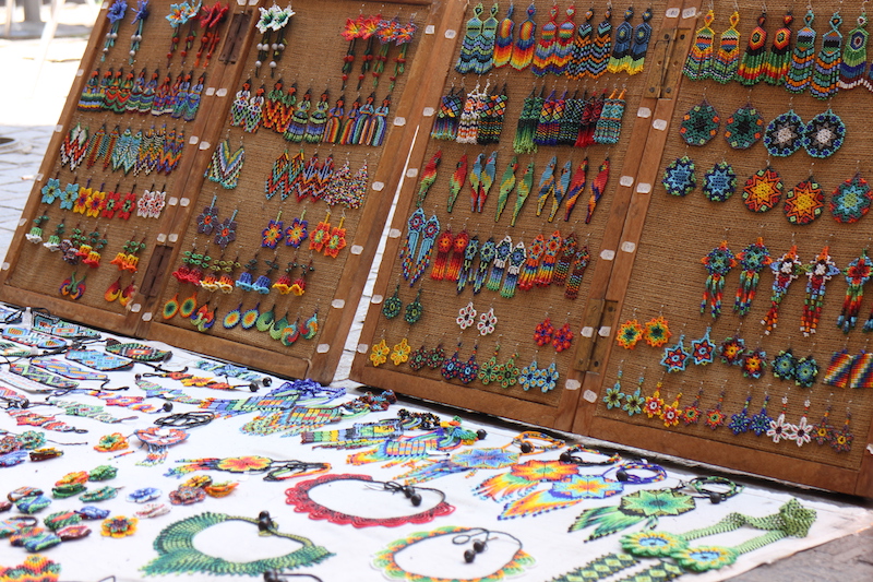 INDIGENOUS COLOMBIAN CRAFTS IN SALTA